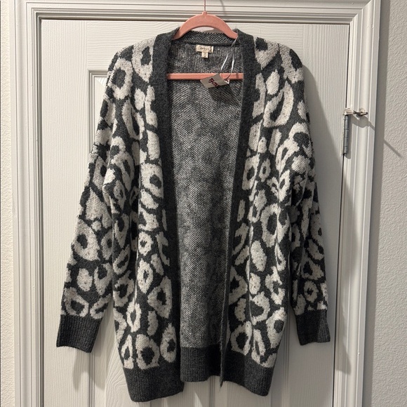 debut | Sweaters | Nwt Debut Animal Print Cardigan | Poshmark